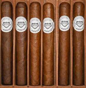 Buy Viaje Private Keep Chartreuse Online at Small Batch Cigar | Best ...