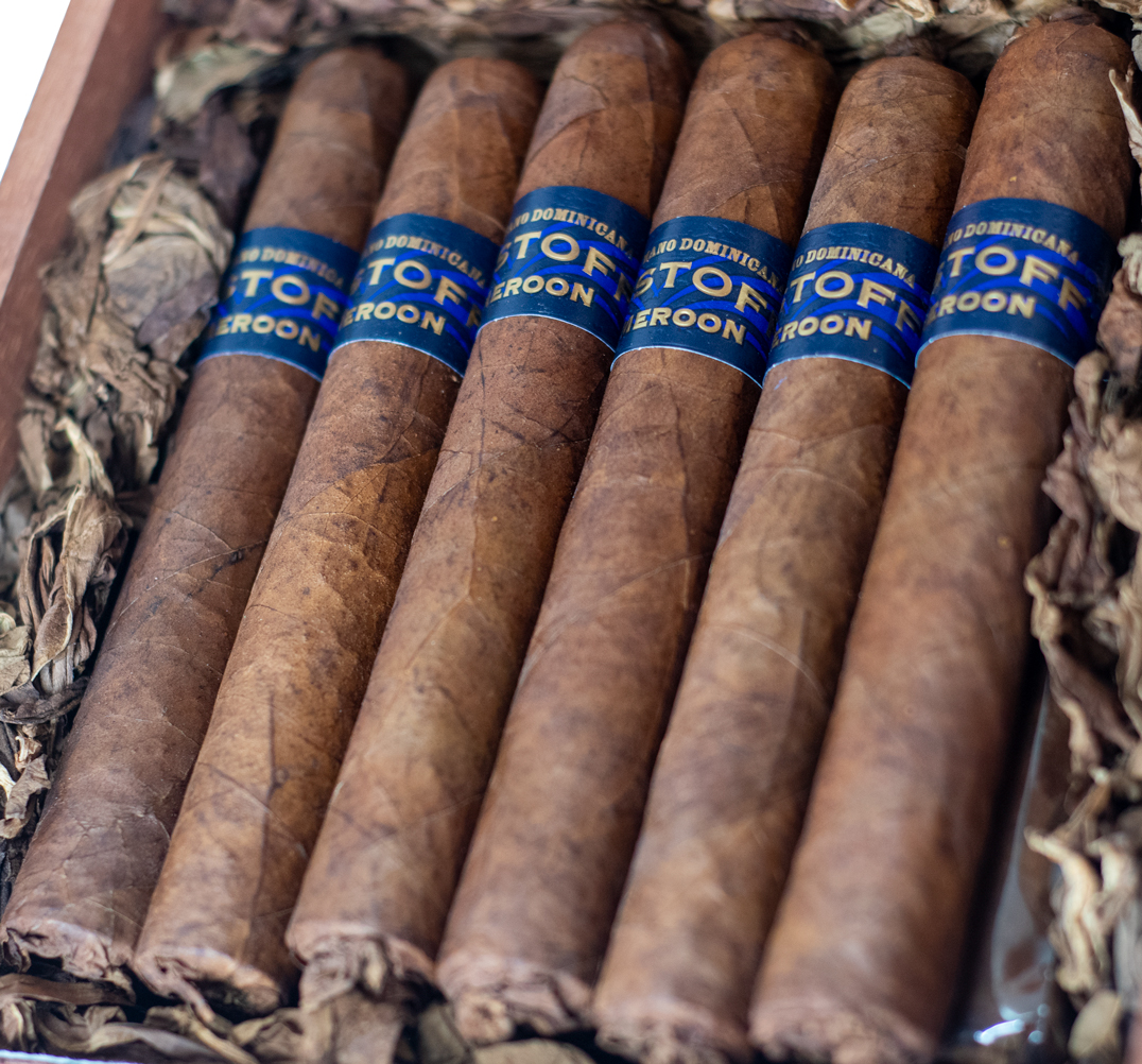 Buy Kristoff Cameroon Robusto Online at Small Batch Cigar | Best Online ...