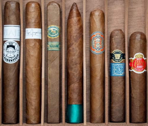 Buy Small Batch Cigar Exclusives Sampler Online at Small Batch Cigar ...
