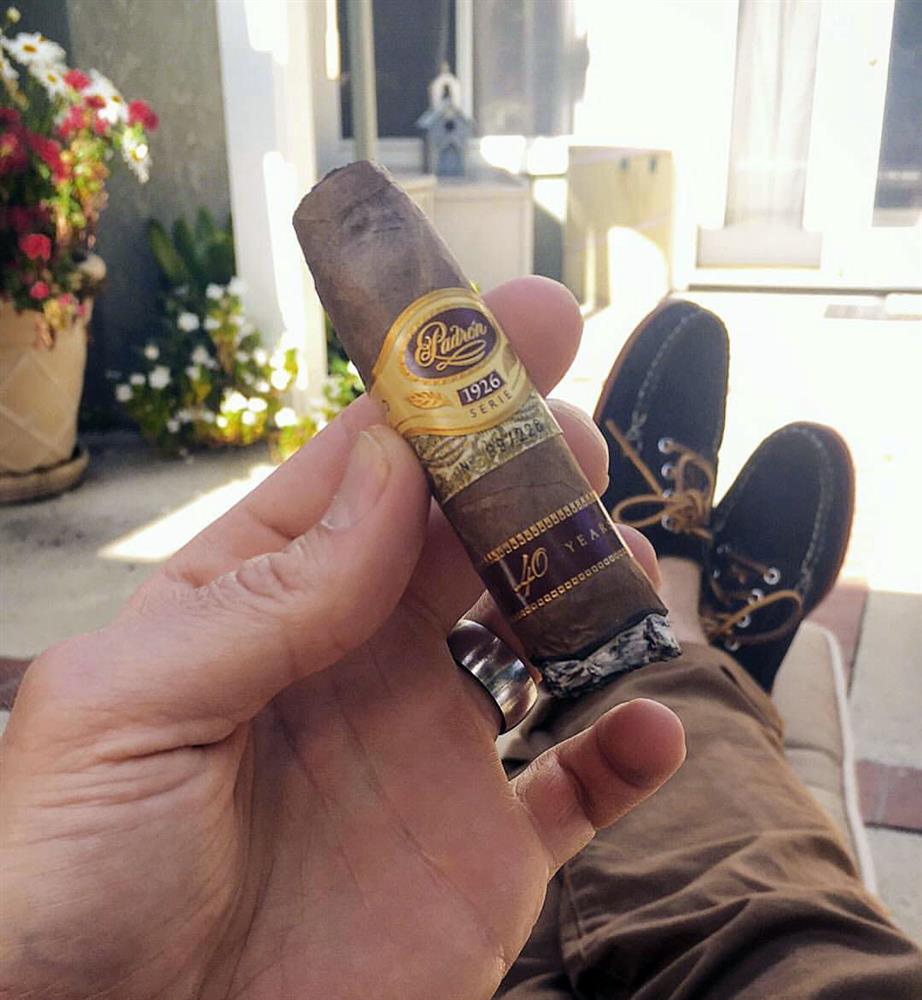 7 Pitfalls to Avoid for the New Cigar Smoker | Best Online Cigar ...